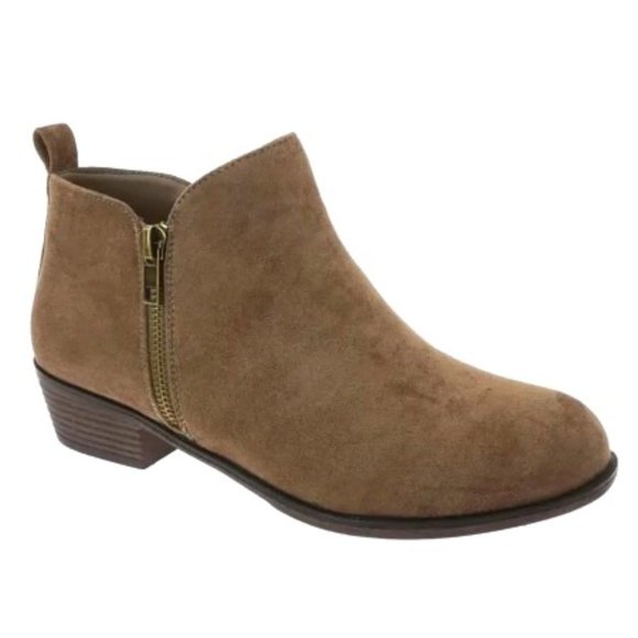 Olem | Shoes | Clearancenew Taupe Kenzie Bootie | Poshmark